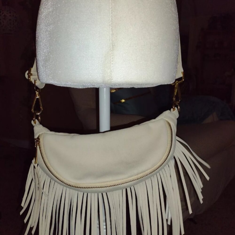 Thomas And Lee Company Leather Crossbody Bag - Gem